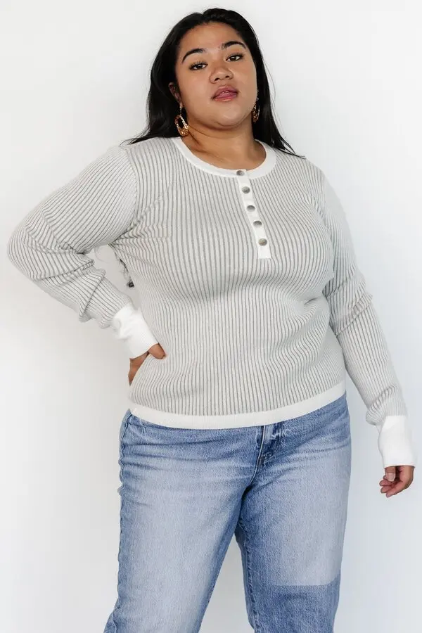 HEM & THREAD Ribbed Henley Sweater With Button Detail