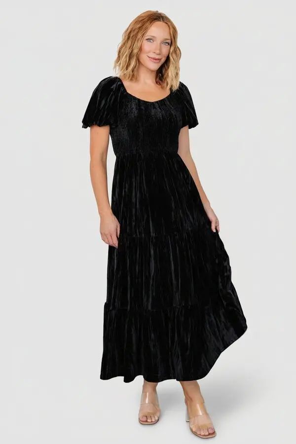 TEA N ROSE Colleen Velvet Maxi Dress - Black