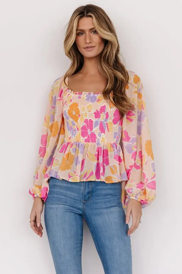 FLYING TOMATO Sally Smocked Top