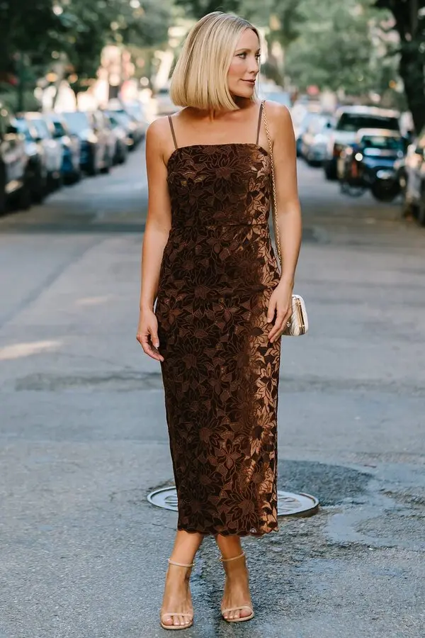 FLYING TOMATO Kensington Lace Midi Dress