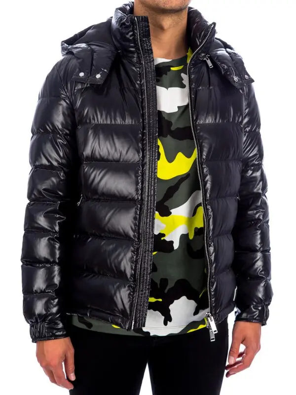 Valentino Garavani Logo Patch Hooded Jacket