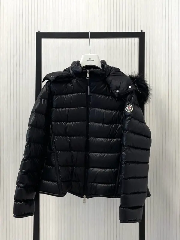 Moncler Badyeffe Hooded Short Down Jacket - Black