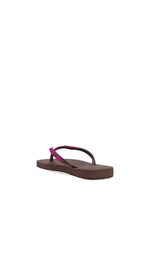 Havaianas Slim Glow Sandal In Chocolate