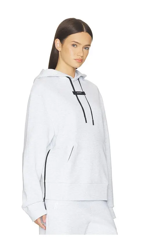 On Focus Tech Hoodie In Grey