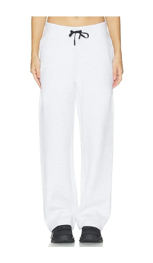 On Focus Tech Sweatpants In Green