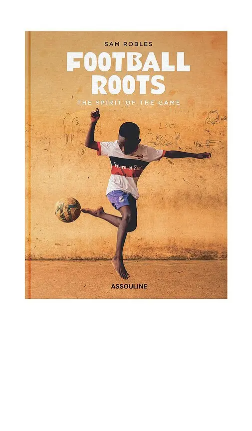 Assouline Football Roots: The Spirit Of The Game In Brown - Multi