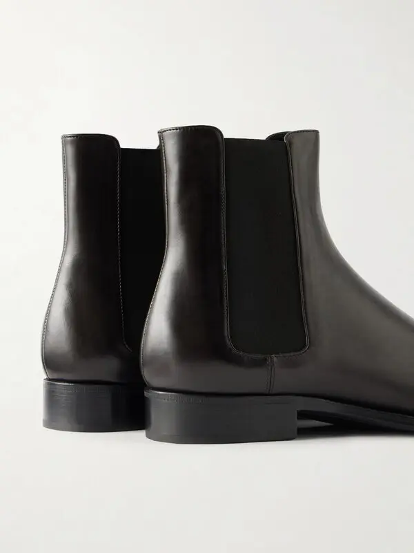 Saint Laurent Aurelien Leather Chelsea Boots
