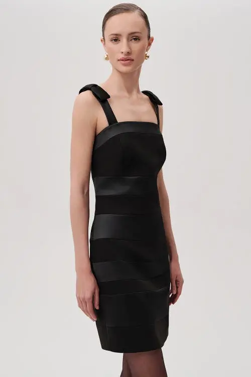EXQUISE Ribbon Strap Mini Dress