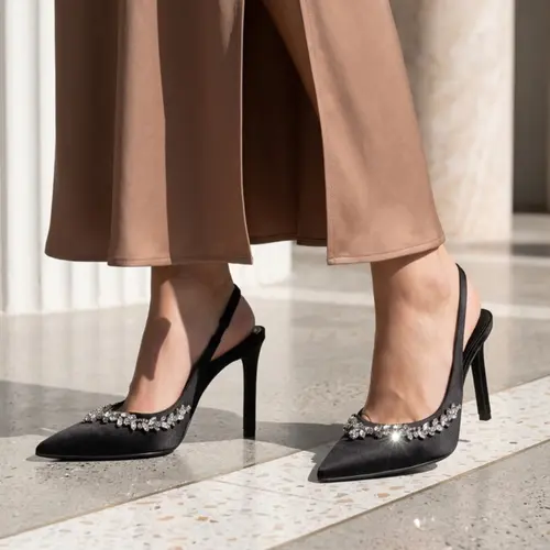 KNEETOES Cressida Crystal Heel