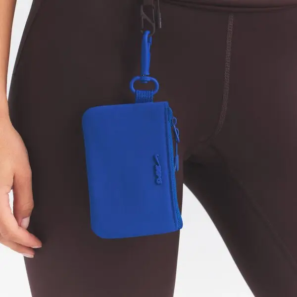 SKIMS Clippable Pouch | Blue | Nike Accessories