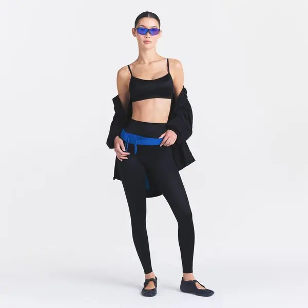 SKIMS Scoop Cami Top Bra | Black | Small | Nike Satin Shine