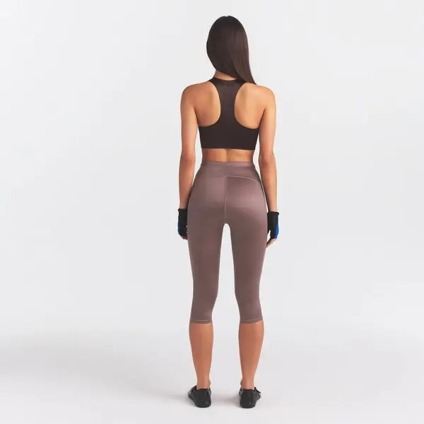 SKIMS Capri 17" Legging | | Nike Satin Shine