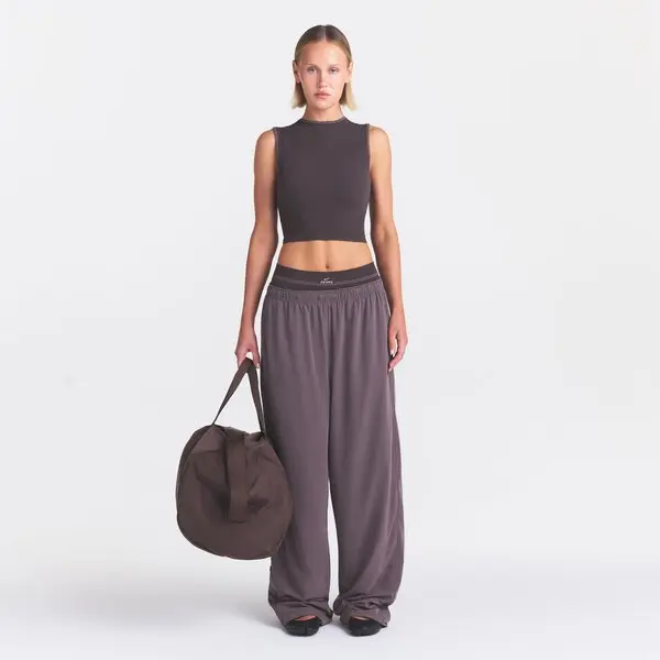 SKIMS Muscle Tank Top | Deep Neutral | | Nike Ribbed Seamless