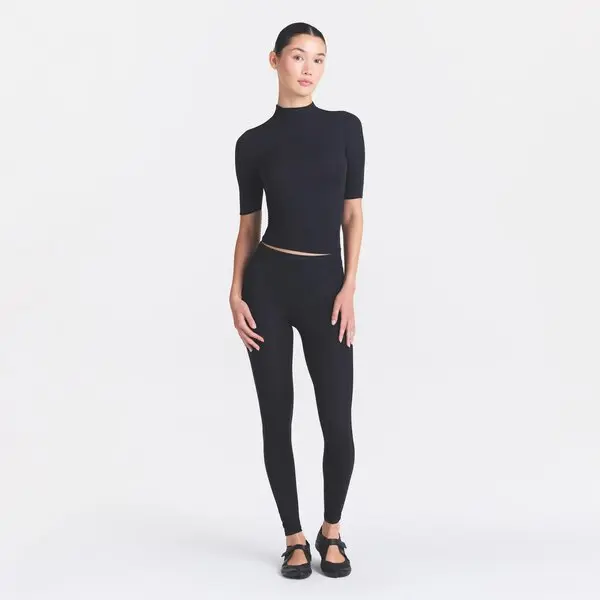 SKIMS Mock Neck Short Sleeve T-shirt - Obsidian