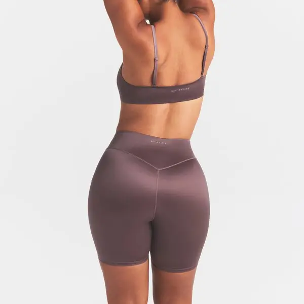SKIMS Bonded Waist 7" Biker Short