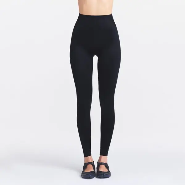 SKIMS Bonded Waist 29" Legging | Black | | Nike Satin Shine