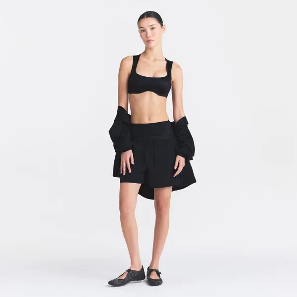 SKIMS Wide Scoop Bra | Black | | Nike Satin Shine