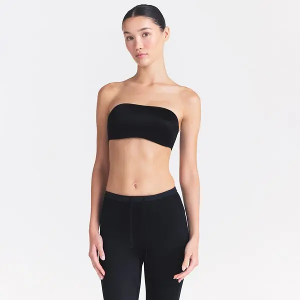 SKIMS Bandeau Bra | Black | | Nike Satin Shine