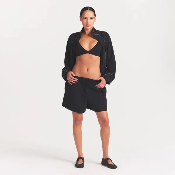 SKIMS 5" Track Short - Obsidian