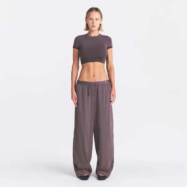 SKIMS Oversized Pants | Deep Neutral | | Nike Stretch Nylon