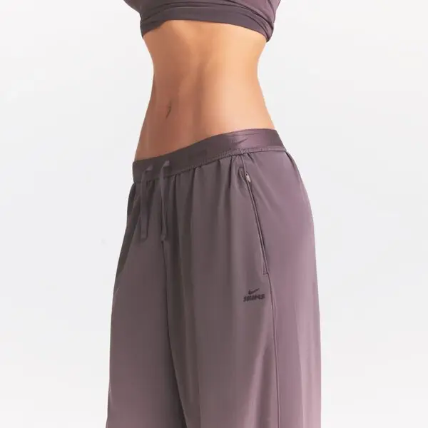 SKIMS Oversized Pants | Deep Neutral | | Nike Stretch Nylon