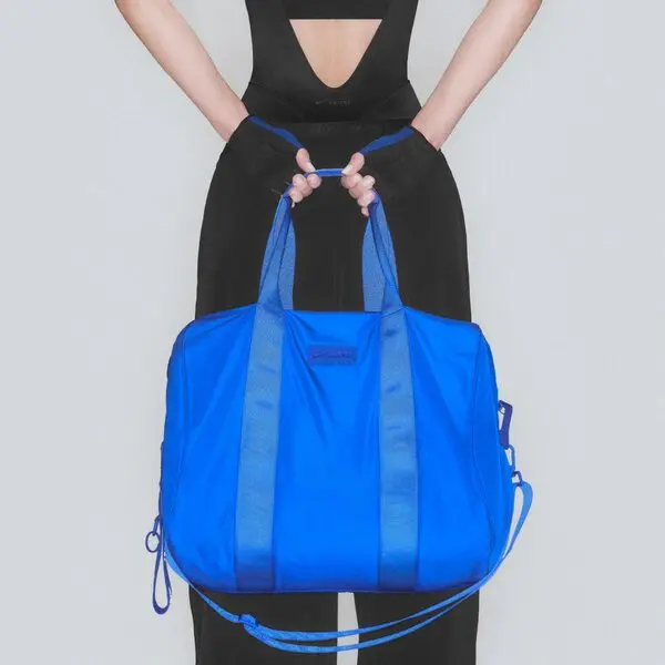 SKIMS Puffer Gym Bag | Blue | Nike Accessories