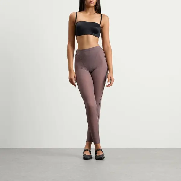 Nike X Skims Weightless Layers V-panel Legging 26 Inch
