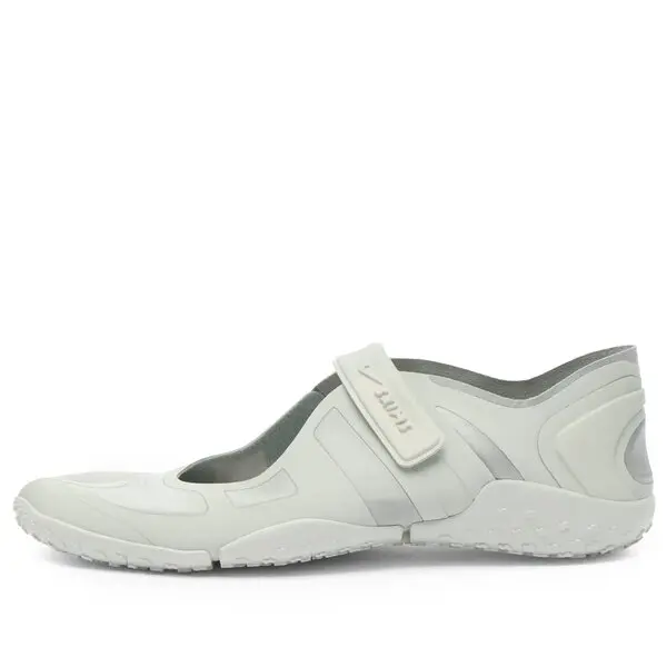 Nike X Skims Satin Rift Sneaker