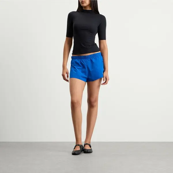 Nike X Skims Weightless Layers Short Sleeve T-shirt - Obsidian