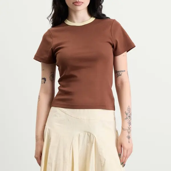 HOSBJERG Babette T-shirt With Contrast Neckline