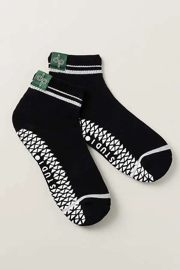 Daily Practice X Pote Studio Pilates Grip Socks - Black