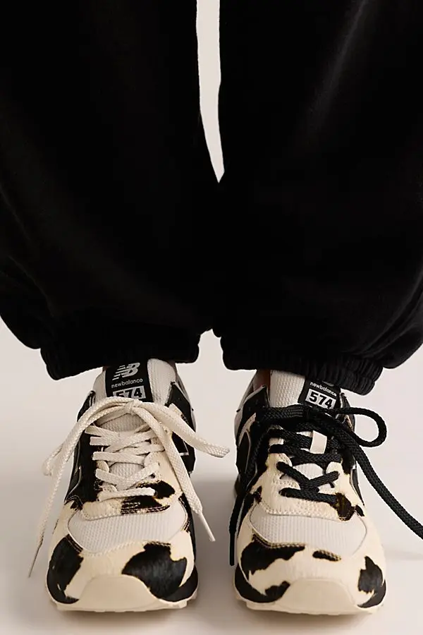NEW BALANCE Animal-print 574 Sneakers - Black/linen