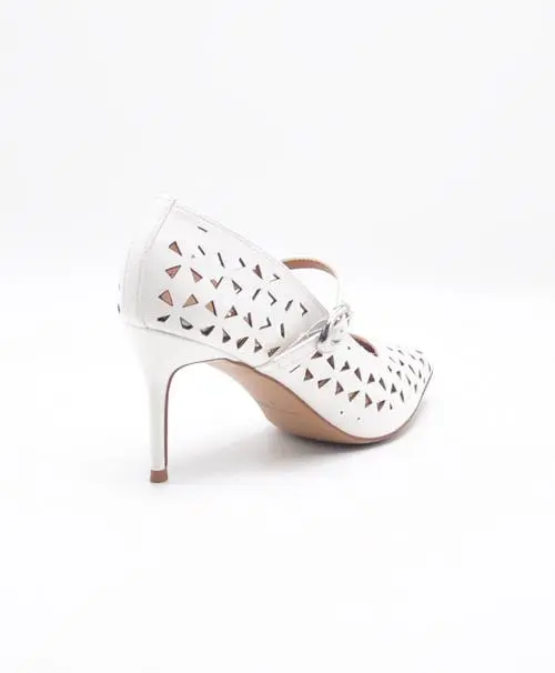 KNEETOES Celestine Pumps - White