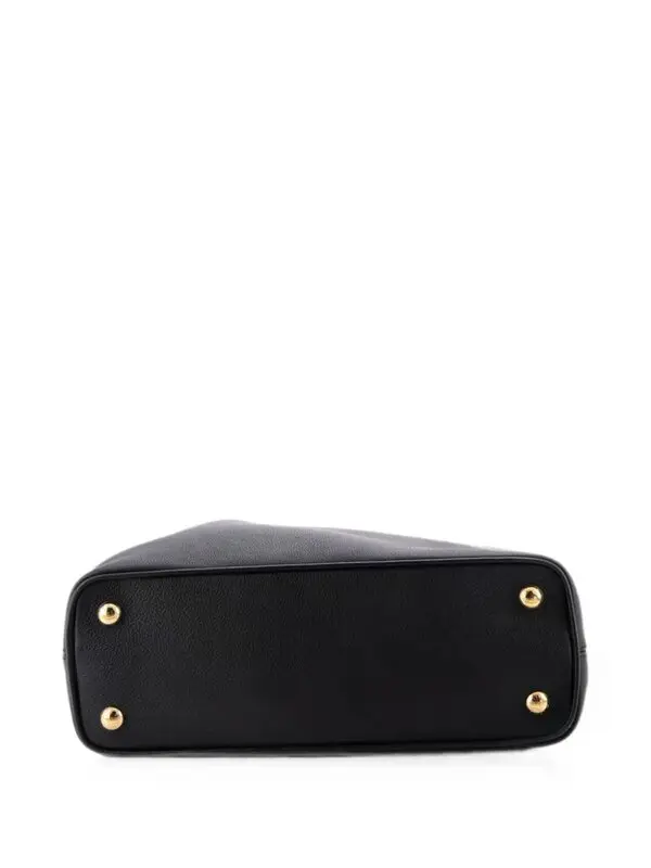 LOUIS VUITTON Capucines Souple Bag Leather Mm Shoulder Bag