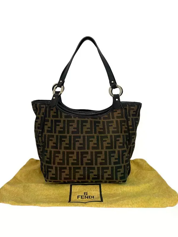 Fendi 2000-2010 Zucca Canvas Shoulder Bag
