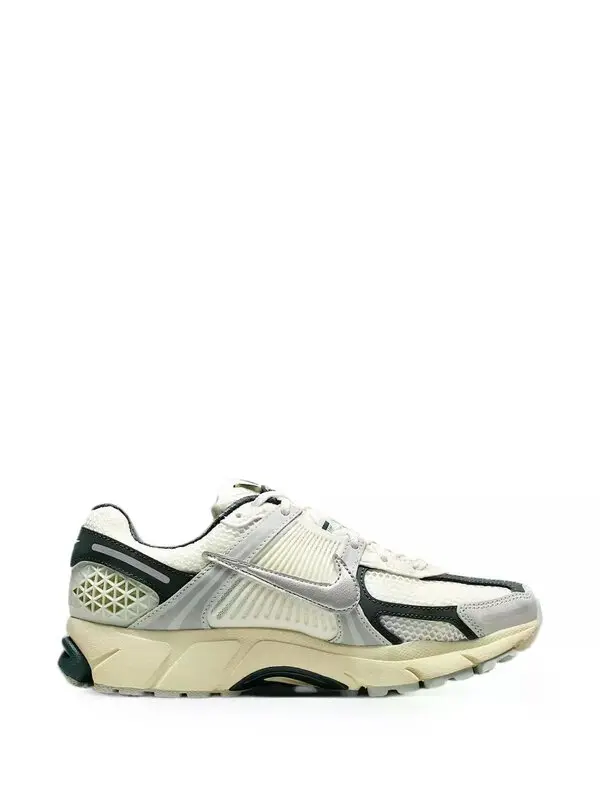 Nike Zoom Vomero 5 Sneakers - Neutrals