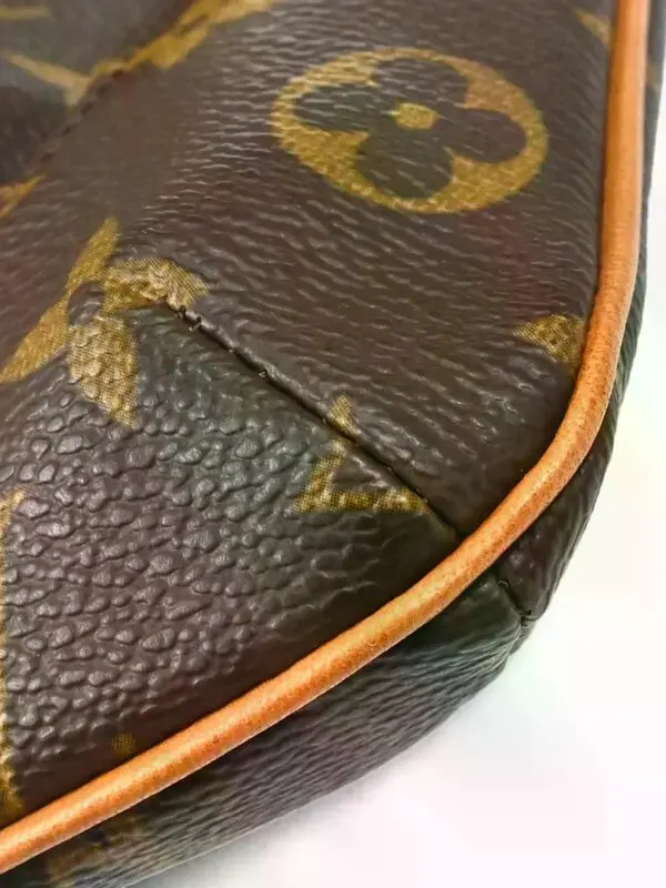 LOUIS VUITTON 2002 Partition Monogram Clutch Bag