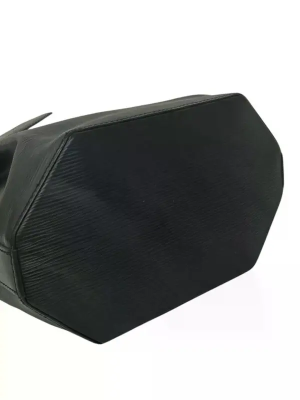 LOUIS VUITTON 1996 Epi Sac D Epaule Pm Bucket Bag - Black