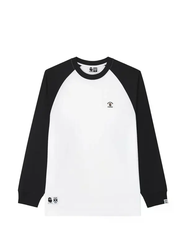 FINGERCROXX Logo-patch Raglan-sleeve T-shirt