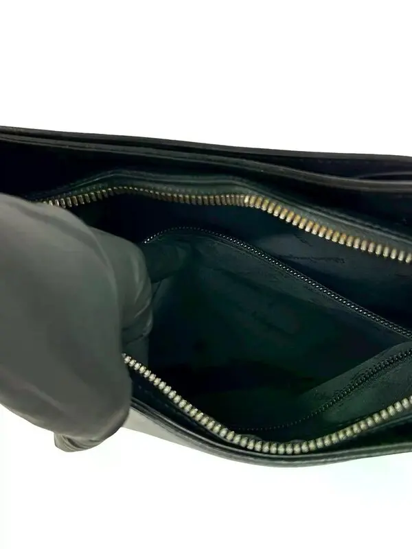 FERRAGAMO 2010-2026 Leather Shoulder Bag