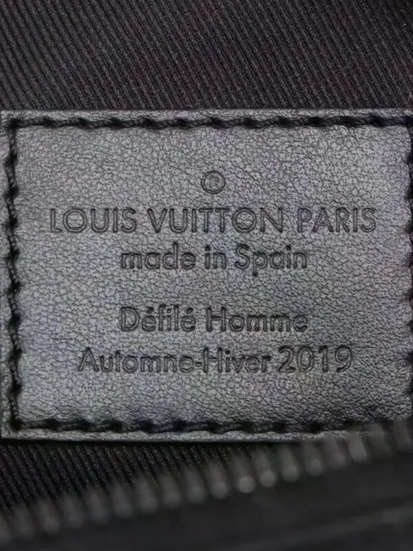 LOUIS VUITTON 2019 Taiga Rainbow Danube Crossbody Bag