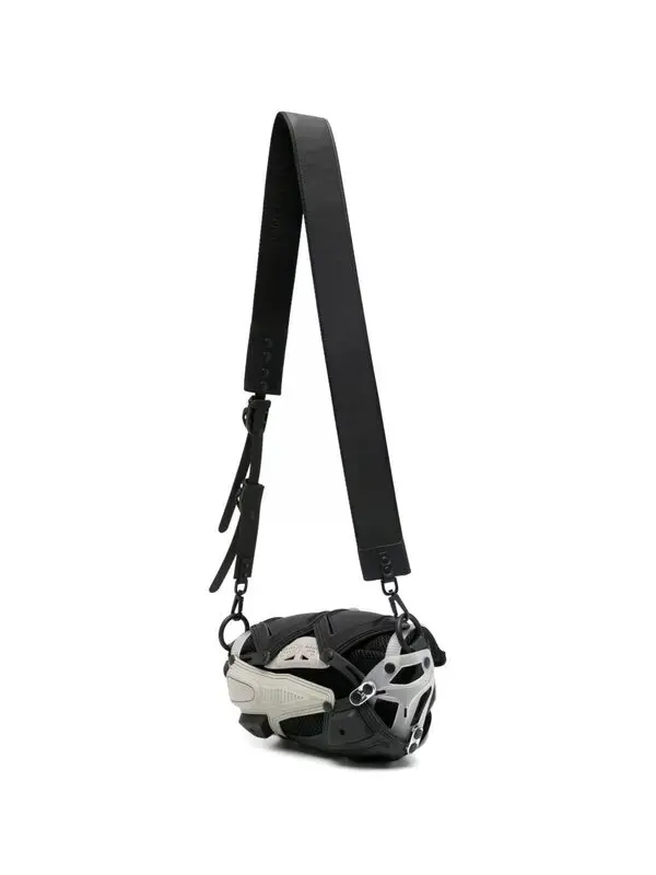 INNERRAUM Sculptural-panelled Messenger Bag - Black
