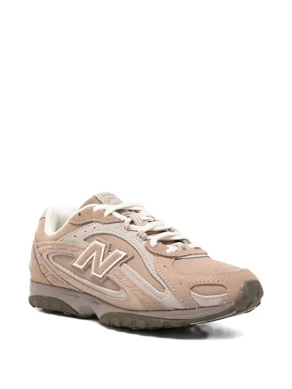 NEW BALANCE 204 Sneakers