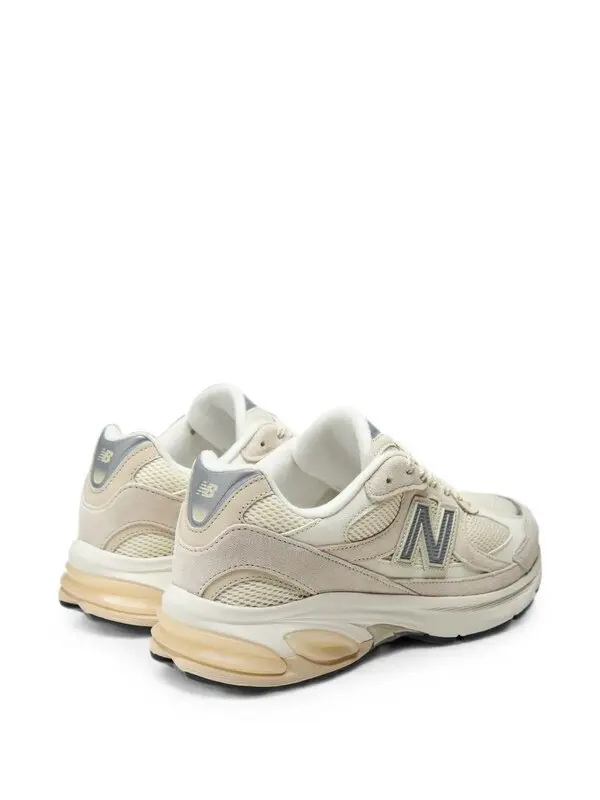 NEW BALANCE 2010 Sneakers