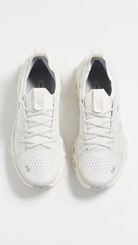 On Cloud X Tempo Sneakers