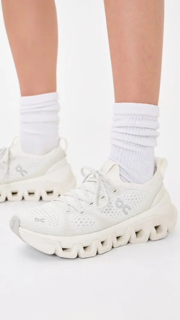 On X Tempo Sneakers - Ivory/ice