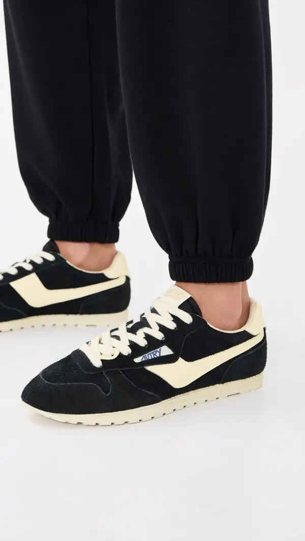 AUTRY Windspin Low Suede Sneakers - Blk/rut