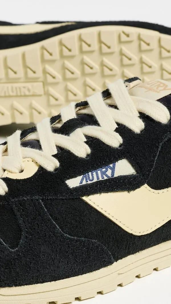 AUTRY Windspin Low Suede Sneakers - Blk/rut