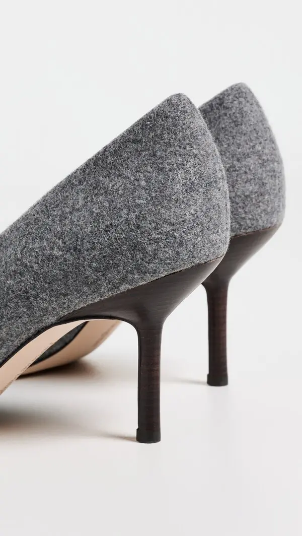 FAVORITE DAUGHTER The Zoe Felt Pumps