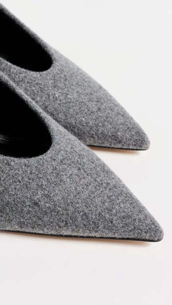FAVORITE DAUGHTER The Zoe Felt Pumps